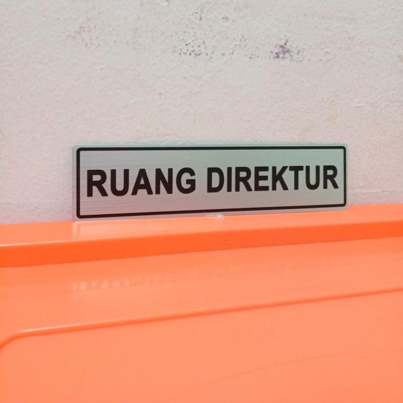 Jual SIGN LABEL K3 RAMBU RUANG DIREKTUR UKURAN 4X18CM Official Resmi