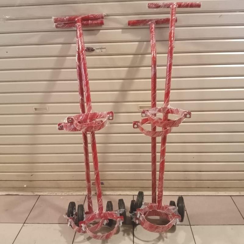 Jual TROLLEY APAR CO2 23 25 KG DUDUKKAN RODA TROLLY DORONGAN TABUNG CO2 ...